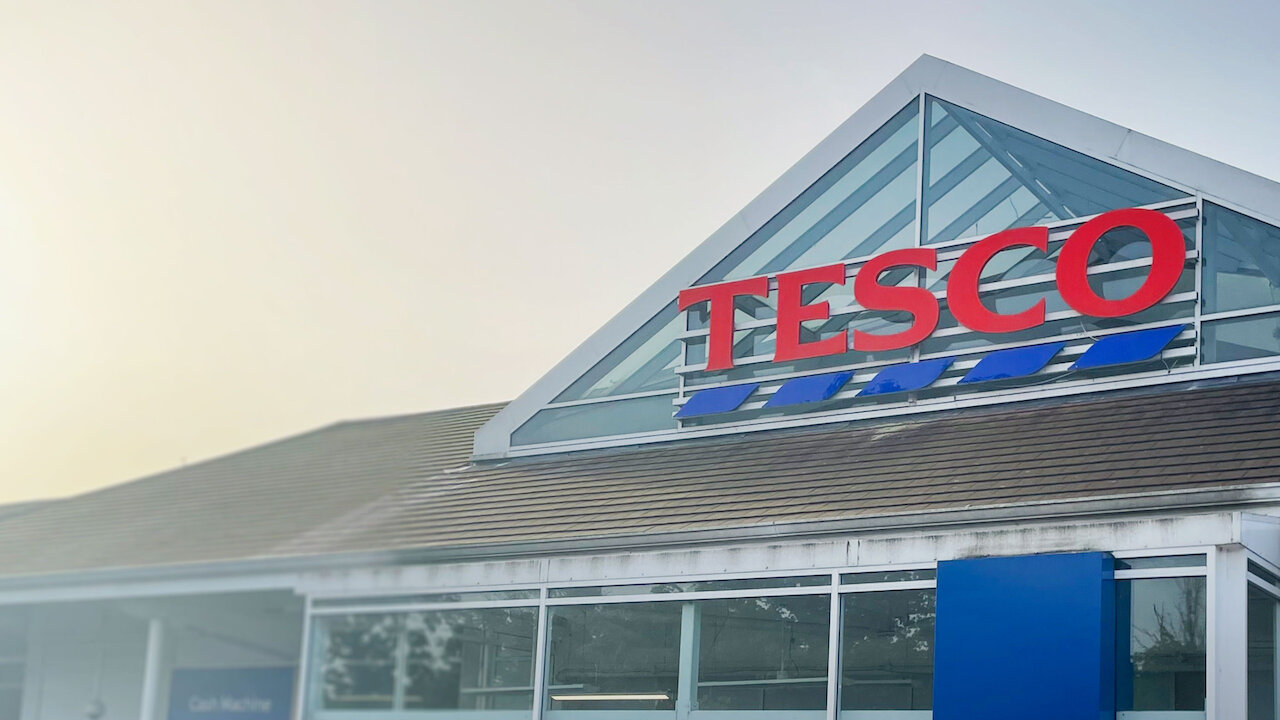 Watch 24 Hours in Tesco | Netflix
