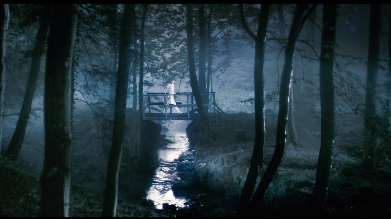 Watch Antichrist | Netflix