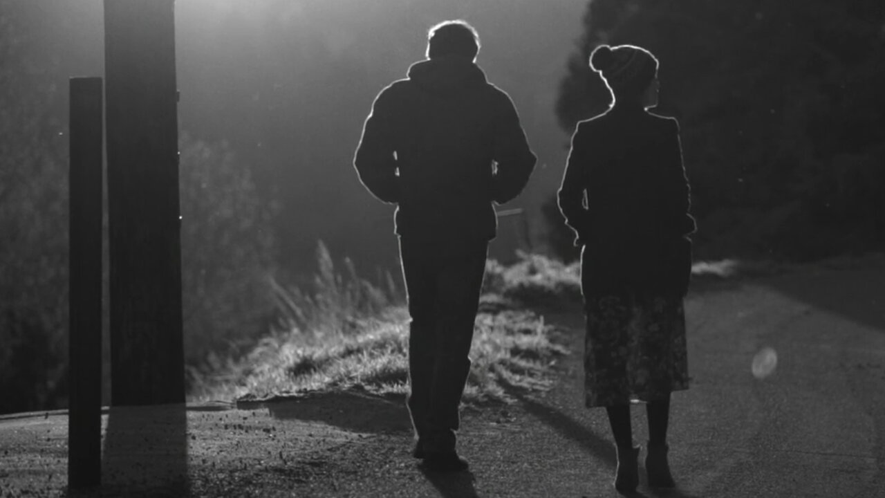 Watch Blue Jay | Netflix