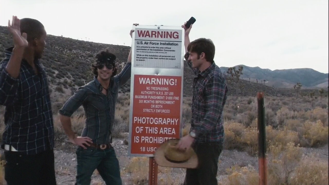Watch Area 51 | Netflix